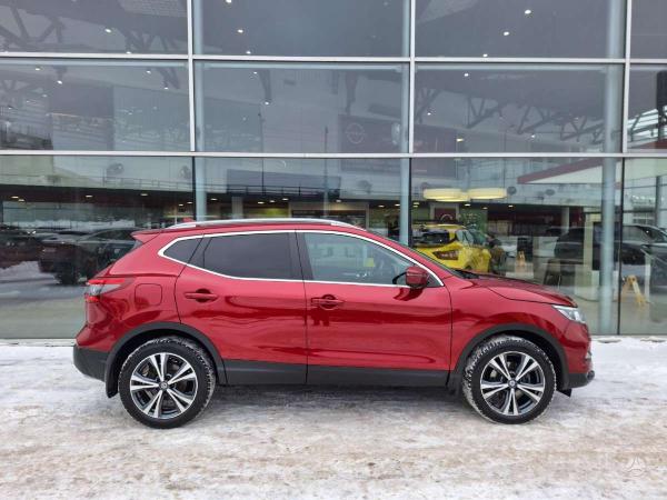 Sarkans Nissan Qashqai 2018 Viļņa, ar dzinēja tilpumu 1.20 L un nobraukumu 81 tūkst. km par 13500 €, foto 6 vietnē AUTOMOTO.COM.LV