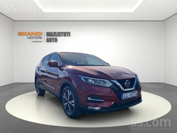 Red Nissan Qashqai 2018 in Riga, with an engine capacity of 1.20 L and mileage of 94 thousand km for 11290 €, photo 8 on AUTOMOTO.COM.LV
