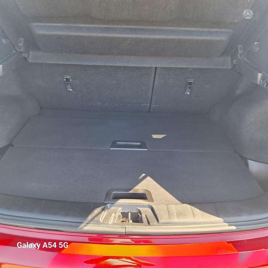 Red Nissan Qashqai 2018 in Taurage, with an engine capacity of 1.60 L and mileage of 186 thousand km for 10999 €, photo 20 on AUTOMOTO.COM.LV