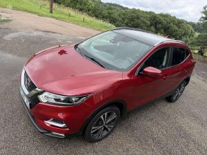 Sarkans Nissan Qashqai 2018 Tauragė, ar dzinēja tilpumu 1.60 L un nobraukumu 148 tūkst. km par 12500 €, foto 3 vietnē AUTOMOTO.COM.LV