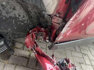 Sarkans Nissan Qashqai 2018 Šakiai, ar dzinēja tilpumu 1.20 L un nobraukumu 110 tūkst. km par 4999 €, foto 13 vietnē AUTOMOTO.COM.LV