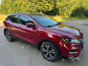 Sarkans Nissan Qashqai 2018 Tauragė, ar dzinēja tilpumu 1.60 L un nobraukumu 194 tūkst. km par 11900 €, foto  vietnē AUTOMOTO.COM.LV