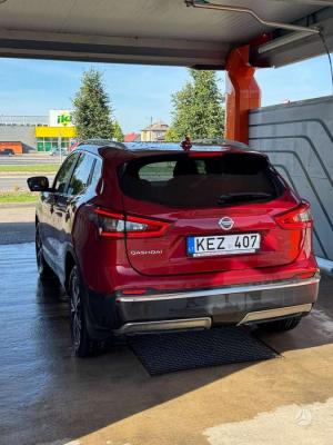 Sarkans Nissan Qashqai 2018 Tauragė, ar dzinēja tilpumu 1.60 L un nobraukumu 194 tūkst. km par 11900 €, foto 9 vietnē AUTOMOTO.COM.LV