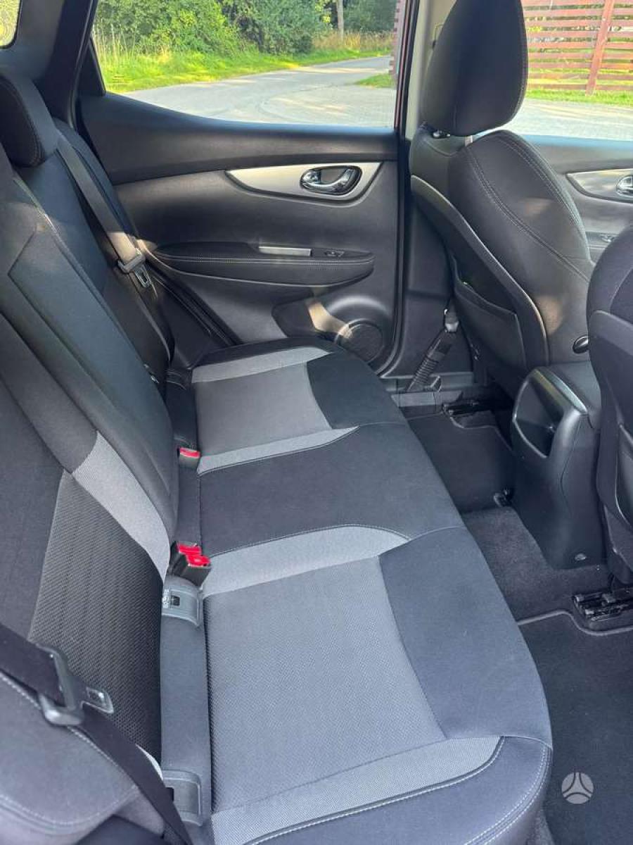 Sarkans Nissan Qashqai 2018 Tauragė, ar dzinēja tilpumu 1.60 L un nobraukumu 194 tūkst. km par 11900 €, foto 10 vietnē AUTOMOTO.COM.LV