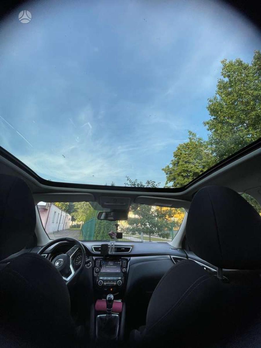 Sarkans Nissan Qashqai 2018 Tauragė, ar dzinēja tilpumu 1.60 L un nobraukumu 194 tūkst. km par 11900 €, foto 16 vietnē AUTOMOTO.COM.LV
