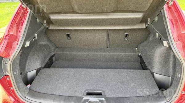Nissan Qashqai 2018 Rīga vietnē Sarkans Nissan Qashqai 2018 Rīga, ar dzinēja tilpumu 1.20 L un nobraukumu 92 tūkst. km par 12300 €, foto 9 vietnē AUTOMOTO.COM.LV