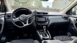 Red Nissan Qashqai 2018 in Riga, with an engine capacity of 1.20 L and mileage of 92 thousand km for 12300 €, photo 12 on AUTOMOTO.COM.LV