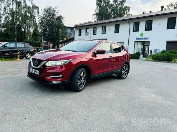 Nissan Qashqai 2018 in Riga on AUTOMOTO.COM.LV Red Nissan Qashqai 2018 in Riga, with an engine capacity of 1.20 L and mileage of 155 thousand km for 12999 ā¬, photo 1 on AUTOMOTO.COM.LV