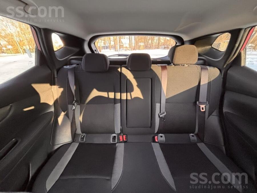 Red Nissan Qashqai 2019 in Riga, with an engine capacity of 1.20 L and mileage of 82 thousand km for 14500 €, photo 16 on AUTOMOTO.COM.LV