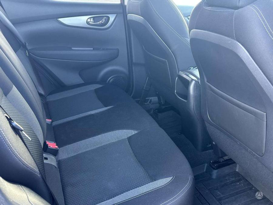Sarkans Nissan Qashqai 2019 Viļņa, ar dzinēja tilpumu 1.33 L un nobraukumu 144 tūkst. km par 13300 €, foto 25 vietnē AUTOMOTO.COM.LV