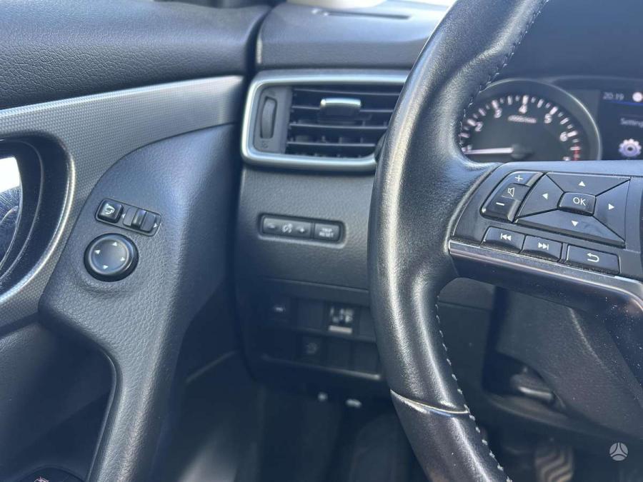 Sarkans Nissan Qashqai 2019 Viļņa, ar dzinēja tilpumu 1.33 L un nobraukumu 144 tūkst. km par 13300 €, foto 39 vietnē AUTOMOTO.COM.LV