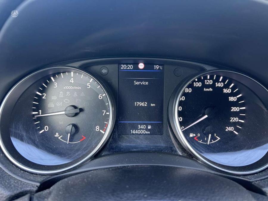 Sarkans Nissan Qashqai 2019 Viļņa, ar dzinēja tilpumu 1.33 L un nobraukumu 144 tūkst. km par 13300 €, foto 40 vietnē AUTOMOTO.COM.LV