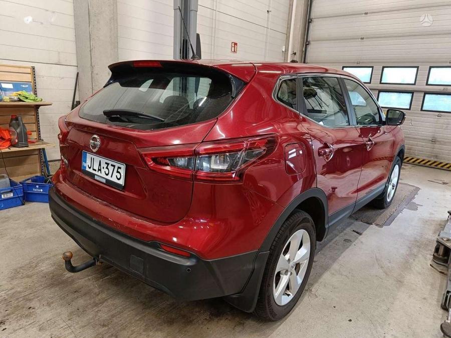 Sarkans Nissan Qashqai 2019 Viļņa, ar dzinēja tilpumu 1.33 L un nobraukumu 143 tūkst. km par 6800 €, foto 5 vietnē AUTOMOTO.COM.LV