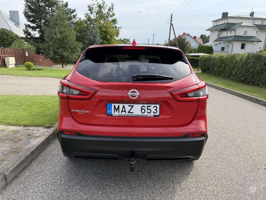 Sarkans Nissan Qashqai 2019 Viļņa, ar dzinēja tilpumu 1.20 L un nobraukumu 156 tūkst. km par 7850 €, foto 9 vietnē AUTOMOTO.COM.LV