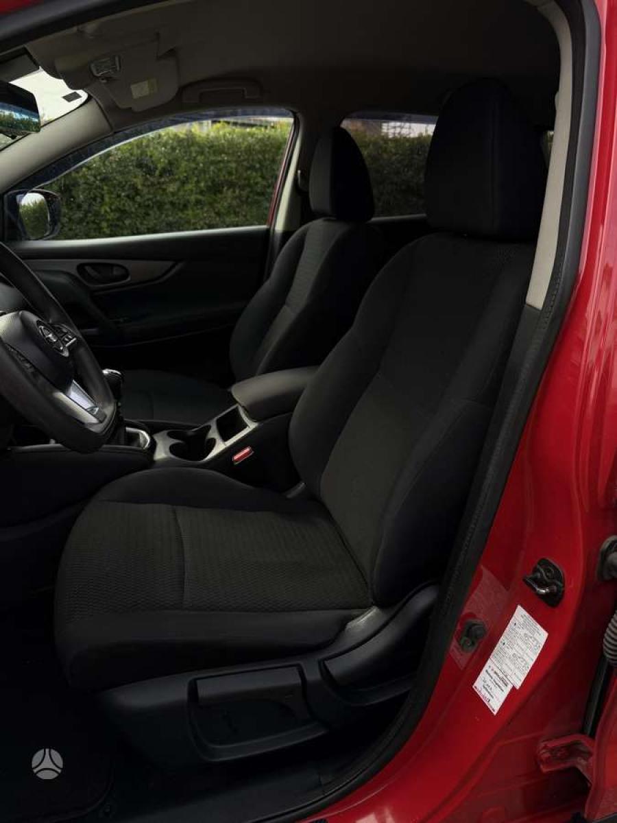 Sarkans Nissan Qashqai 2019 Viļņa, ar dzinēja tilpumu 1.20 L un nobraukumu 156 tūkst. km par 7850 €, foto 16 vietnē AUTOMOTO.COM.LV