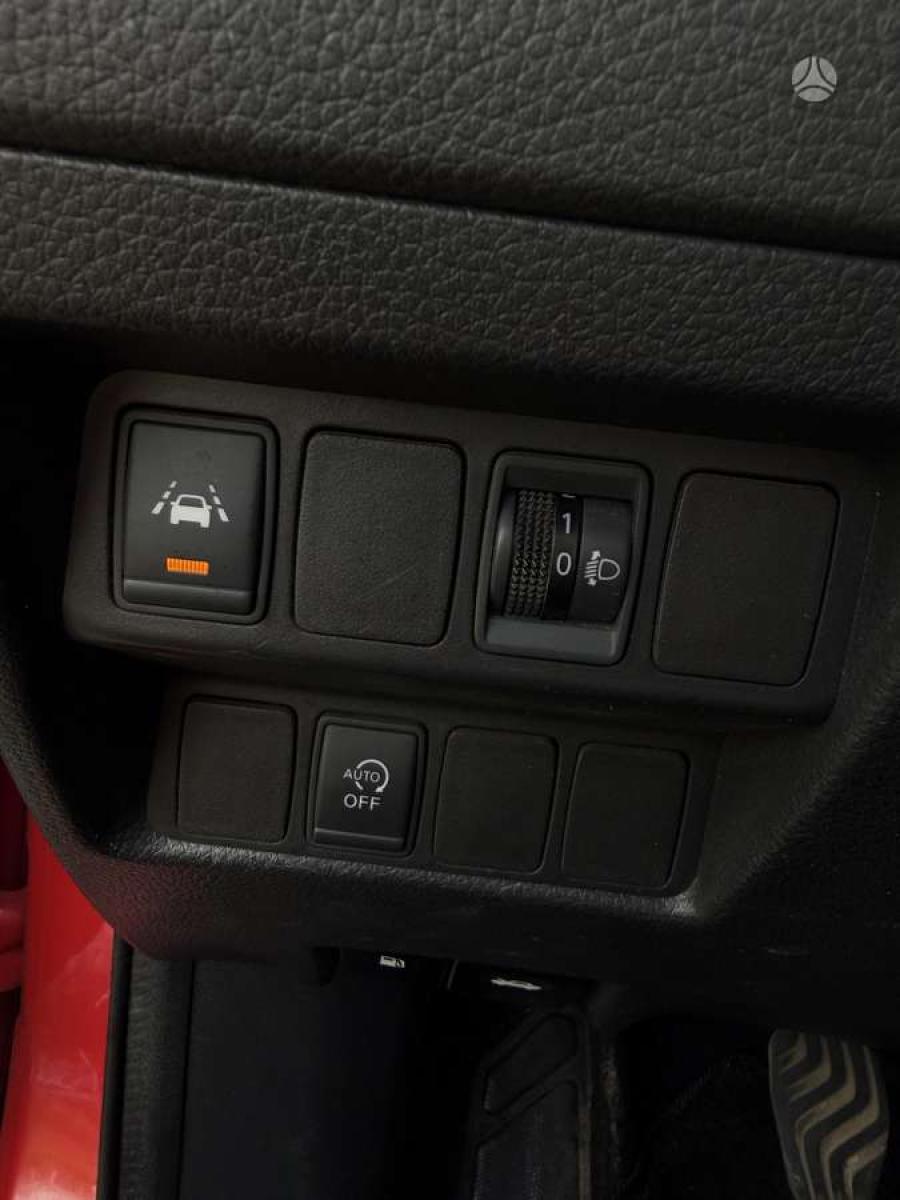 Sarkans Nissan Qashqai 2019 Viļņa, ar dzinēja tilpumu 1.20 L un nobraukumu 156 tūkst. km par 7850 €, foto 27 vietnē AUTOMOTO.COM.LV