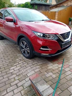 Red Nissan Qashqai 2019 in Panevezys, with an engine capacity of 1.33 L and mileage of 113 thousand km for 13650 €, photo 5 on AUTOMOTO.COM.LV