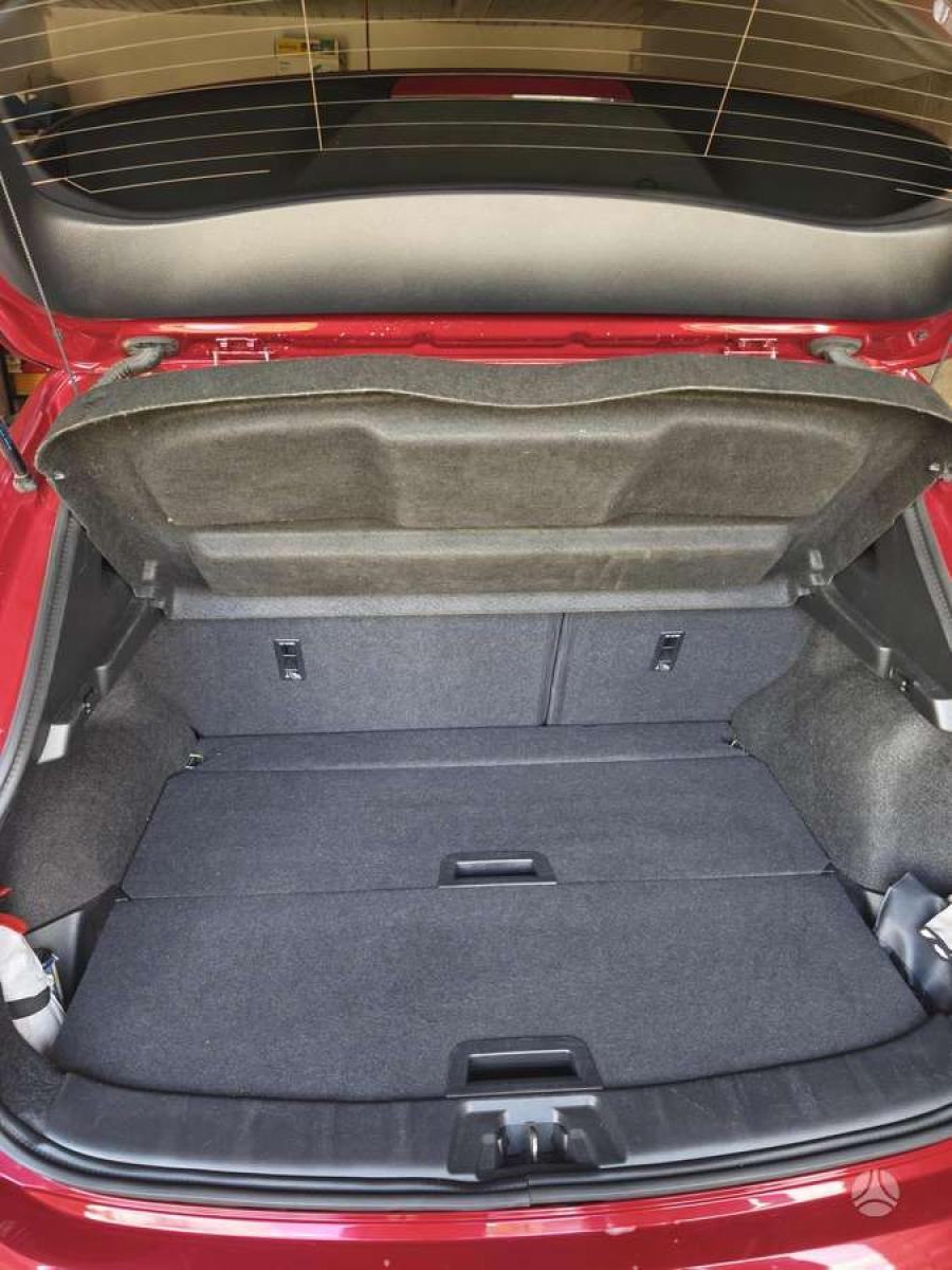 Red Nissan Qashqai 2019 in Panevezys, with an engine capacity of 1.33 L and mileage of 113 thousand km for 13650 €, photo 22 on AUTOMOTO.COM.LV