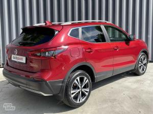 Sarkans Nissan Qashqai 2020 Viļņa, ar dzinēja tilpumu 1.30 L un nobraukumu 63 tūkst. km par 16900 €, foto 6 vietnē AUTOMOTO.COM.LV