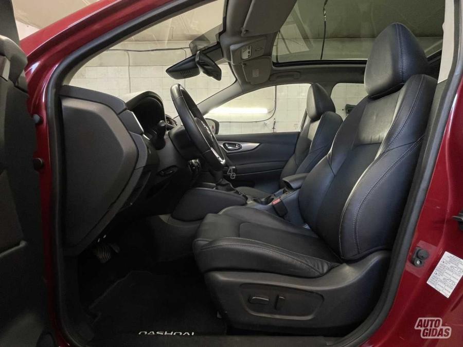 Sarkans Nissan Qashqai 2020 Viļņa, ar dzinēja tilpumu 1.30 L un nobraukumu 63 tūkst. km par 16900 €, foto 12 vietnē AUTOMOTO.COM.LV