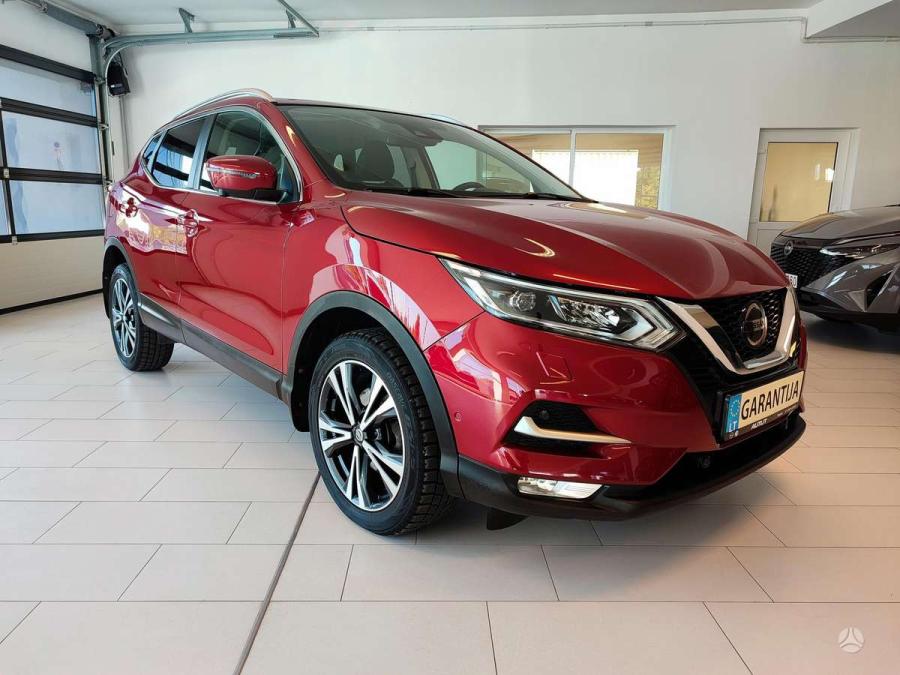 Sarkans Nissan Qashqai 2020 Šauļi, ar dzinēja tilpumu 1.33 L un nobraukumu 136 tūkst. km par 14900 €, foto 1 vietnē AUTOMOTO.COM.LV