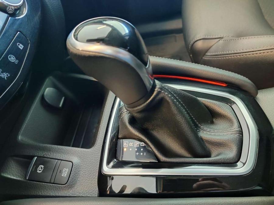 Sarkans Nissan Qashqai 2020 Šauļi, ar dzinēja tilpumu 1.33 L un nobraukumu 136 tūkst. km par 14900 €, foto 15 vietnē AUTOMOTO.COM.LV
