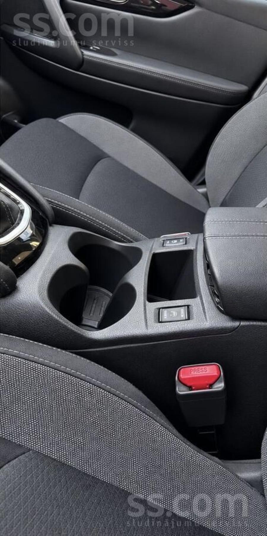 Sarkans Nissan Qashqai 2020 Rīga, ar dzinēja tilpumu 1.50 L un nobraukumu 111 tūkst. km par 14500 €, foto 17 vietnē AUTOMOTO.COM.LV