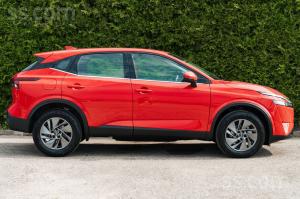 Sarkans Nissan Qashqai 2022 Rīga, ar dzinēja tilpumu 1.30 L un nobraukumu 32 tūkst. km par 19500 €, foto 5 vietnē AUTOMOTO.COM.LV