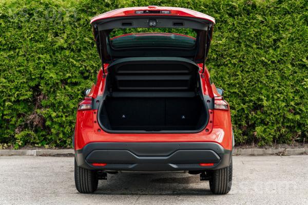 Sarkans Nissan Qashqai 2022 Rīga, ar dzinēja tilpumu 1.30 L un nobraukumu 32 tūkst. km par 19500 €, foto 7 vietnē AUTOMOTO.COM.LV