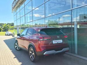 Red Nissan Qashqai 2022 in Vilnius, with an engine capacity of 1.33 L and mileage of 48 thousand km for 20900 €, photo 4 on AUTOMOTO.COM.LV
