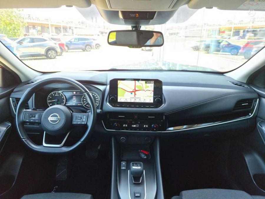 Red Nissan Qashqai 2022 in Vilnius, with an engine capacity of 1.33 L and mileage of 48 thousand km for 20900 €, photo 13 on AUTOMOTO.COM.LV