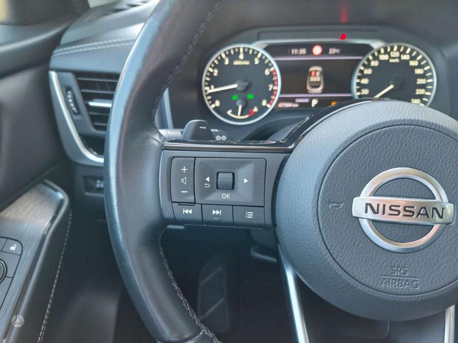 Red Nissan Qashqai 2022 in Vilnius, with an engine capacity of 1.33 L and mileage of 48 thousand km for 20900 €, photo 16 on AUTOMOTO.COM.LV