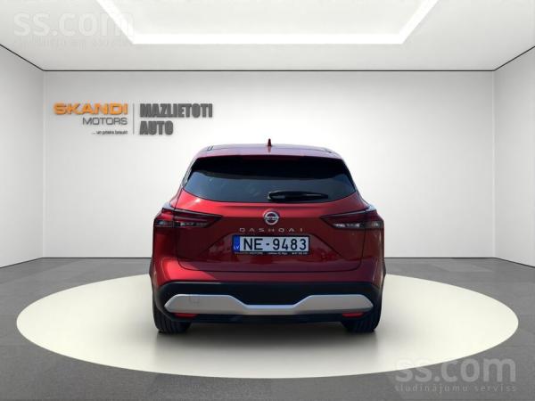 Sarkans Nissan Qashqai 2022 Rīga, ar dzinēja tilpumu 1.30 L un nobraukumu 51 tūkst. km par 19990 €, foto 5 vietnē AUTOMOTO.COM.LV
