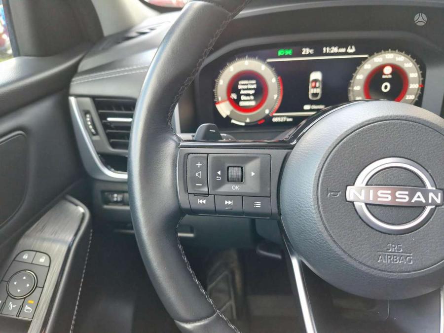 Red Nissan Qashqai 2022 in Vilnius, with an engine capacity of 1.33 L and mileage of 69 thousand km for 22500 €, photo 16 on AUTOMOTO.COM.LV