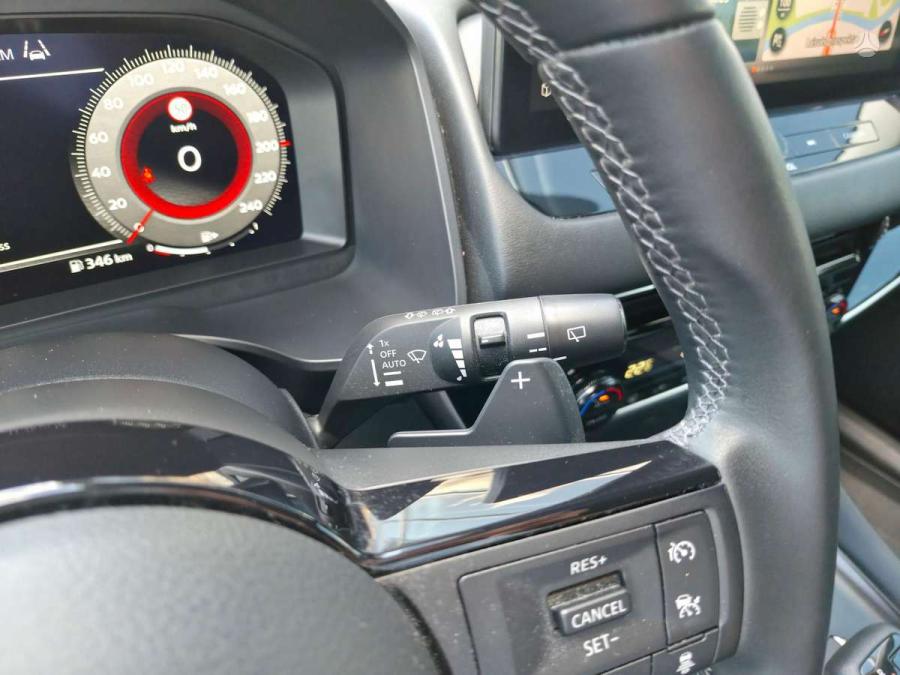 Red Nissan Qashqai 2022 in Vilnius, with an engine capacity of 1.33 L and mileage of 69 thousand km for 22500 €, photo 17 on AUTOMOTO.COM.LV