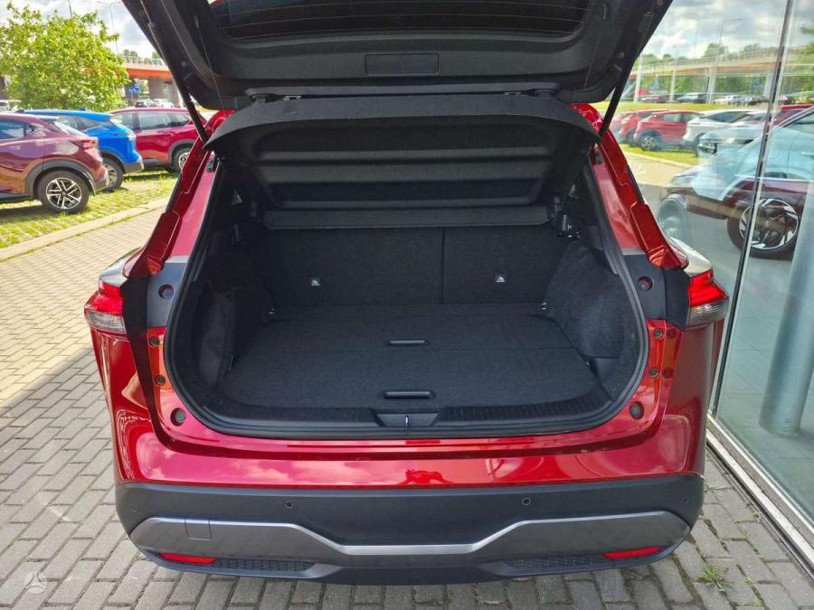 Red Nissan Qashqai 2022 in Vilnius, with an engine capacity of 1.33 L and mileage of 69 thousand km for 22500 €, photo 30 on AUTOMOTO.COM.LV