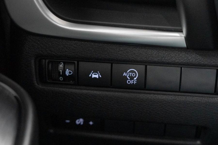 Sarkans Nissan Qashqai 2022 Viļņa, ar dzinēja tilpumu 1.30 L un nobraukumu 101 tūkst. km par 18900 €, foto 13 vietnē AUTOMOTO.COM.LV