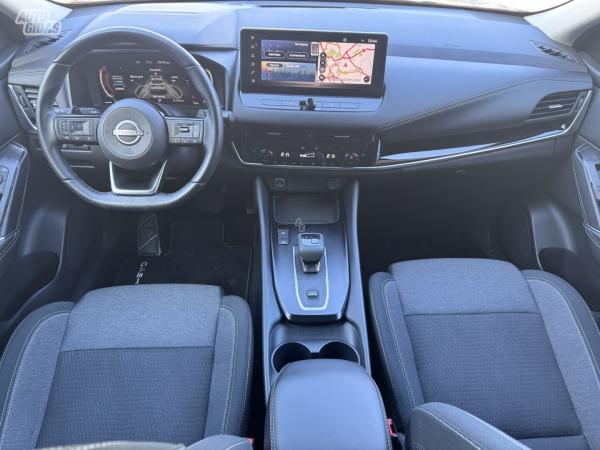 Sarkans Nissan Qashqai 2023 Avižieniai, ar dzinēja tilpumu 1.30 L un nobraukumu 73 tūkst. km par 21500 €, foto 3 vietnē AUTOMOTO.COM.LV