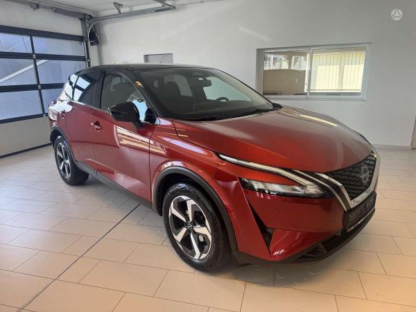 Sarkans Nissan Qashqai 2023 Šauļi, ar dzinēja tilpumu 1.33 L un nobraukumu 85 tūkst. km par 23400 €, foto 1 vietnē AUTOMOTO.COM.LV