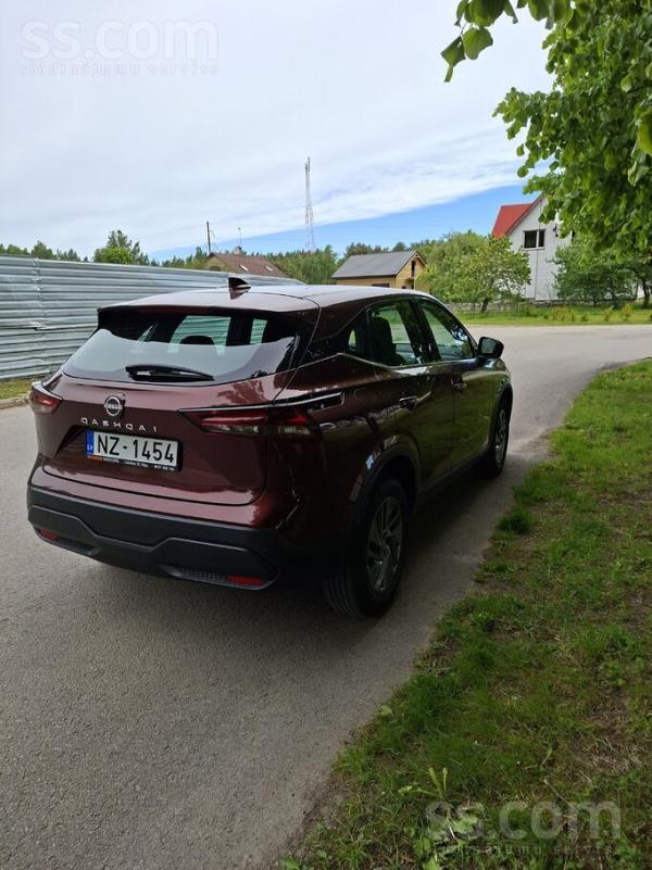 Sarkans Nissan Qashqai 2024 Rīga, ar dzinēja tilpumu 1.30 L un nobraukumu 42 tūkst. km par 23550 €, foto 3 vietnē AUTOMOTO.COM.LV