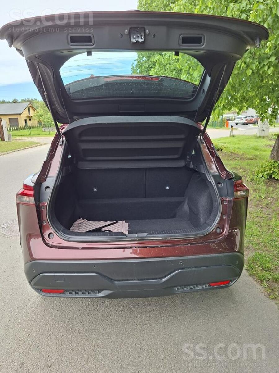 Sarkans Nissan Qashqai 2024 Rīga, ar dzinēja tilpumu 1.30 L un nobraukumu 42 tūkst. km par 23550 €, foto 5 vietnē AUTOMOTO.COM.LV