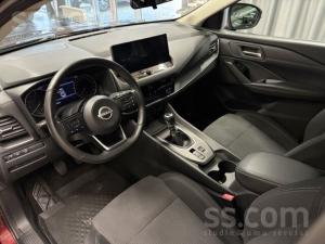 Red Nissan Qashqai 2024 in Riga, with an engine capacity of 1.30 L and mileage of 35 thousand km for 19950 €, photo 12 on AUTOMOTO.COM.LV
