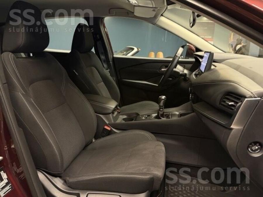 Red Nissan Qashqai 2024 in Riga, with an engine capacity of 1.30 L and mileage of 35 thousand km for 19950 €, photo 22 on AUTOMOTO.COM.LV