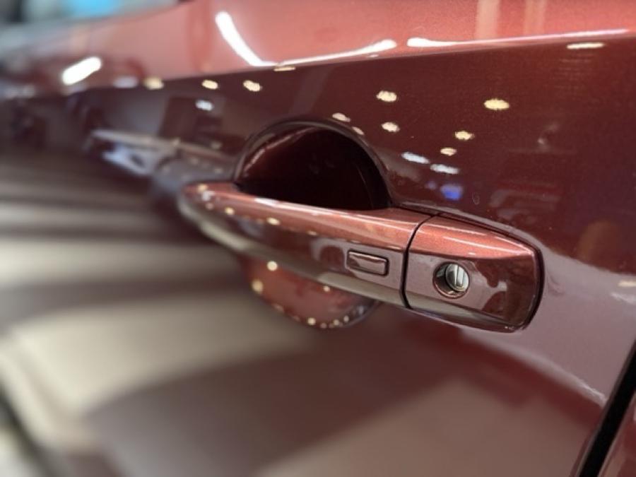 Red Nissan Qashqai 2024 in Riga, with an engine capacity of 1.30 L and mileage of 35 thousand km for 19950 €, photo 29 on AUTOMOTO.COM.LV