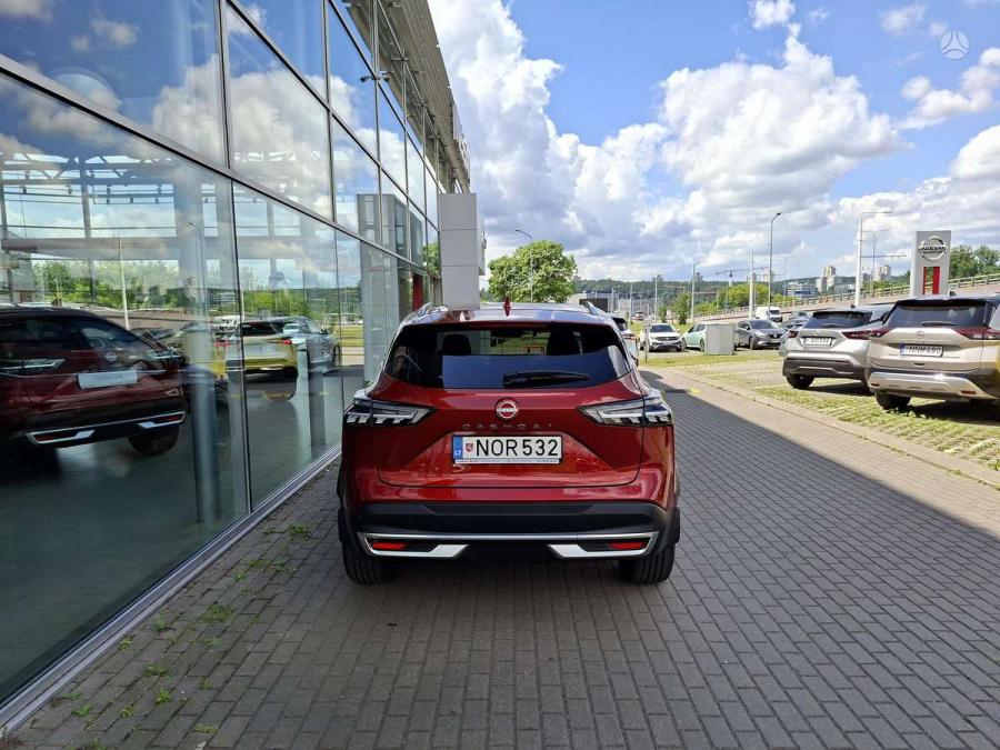 Sarkans Nissan Qashqai 2025 Viļņa, ar dzinēja tilpumu 1.33 L un nobraukumu 16 tūkst. km par 31900 €, foto 6 vietnē AUTOMOTO.COM.LV
