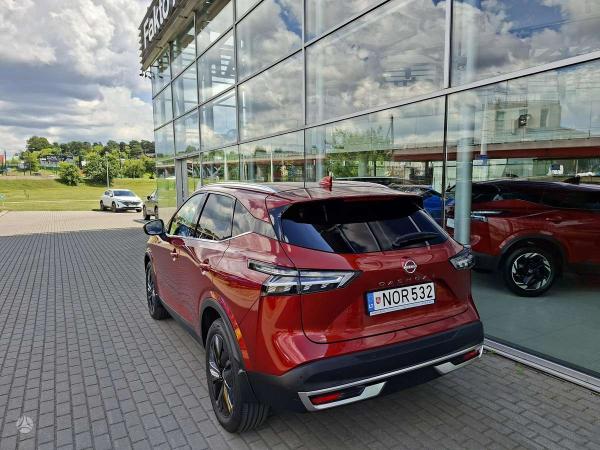 Red Nissan Qashqai 2025 in Vilnius, with an engine capacity of 1.33 L and mileage of 16 thousand km for 31900 €, photo 7 on AUTOMOTO.COM.LV