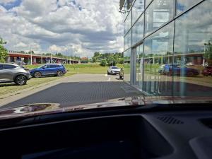 Sarkans Nissan Qashqai 2025 Viļņa, ar dzinēja tilpumu 1.33 L un nobraukumu 16 tūkst. km par 31900 €, foto 20 vietnē AUTOMOTO.COM.LV