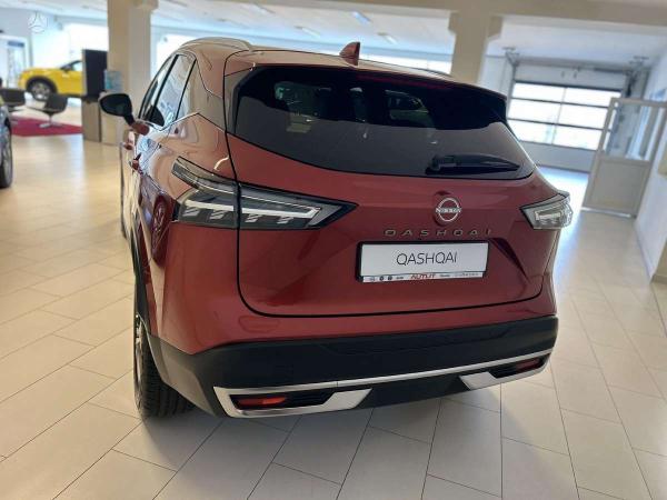 Sarkans Nissan Qashqai 2026 Šauļi, ar dzinēja tilpumu 1.33 L un nobraukumu 3 tūkst. km par 34430 €, foto 4 vietnē AUTOMOTO.COM.LV