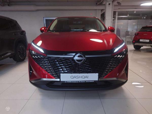 Red Nissan Qashqai 2026 in Kaunas, with an engine capacity of 1.33 L and mileage of 15 thousand km for 29060 €, photo 5 on AUTOMOTO.COM.LV