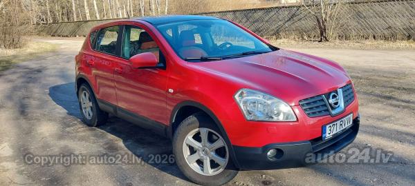 Red Nissan Qashqai 2007 in Parnu, with an engine capacity of 1.60 L and mileage of 182 thousand km for 4600 €, photo 1 on AUTOMOTO.COM.LV